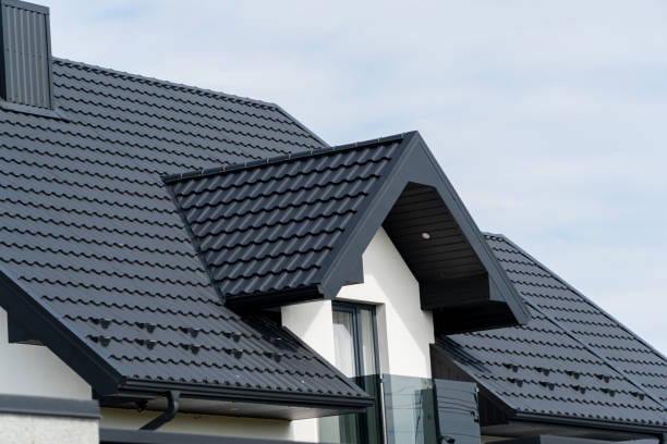 Shingle vs. Metal: What’s Best for Re-roofing Your House.